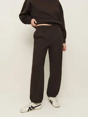 REFORMATION Skye Boyfriend Sweatpant - Brown