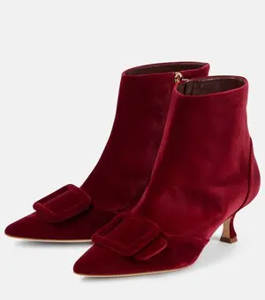Manolo Blahnik Baylow Velvet Ankle Boots - Burgundy