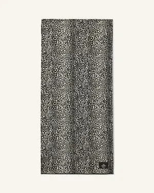 Perfect Moment Wool Jacquard Leopard Scarf - Snow-leopard
