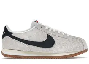 Nike Cortez Vintage Sneakers