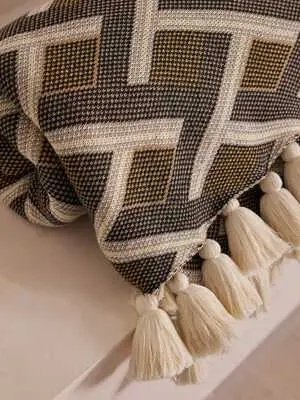 SOHO HOME Astor Blanket