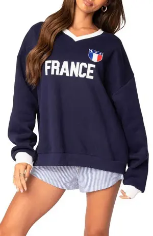 EDIKTED France Oversized V-neck Sweatshirt