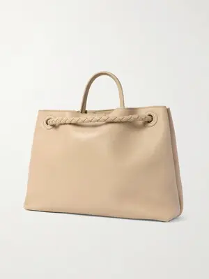 Bottega Veneta Andiamo Medium Leather Tote