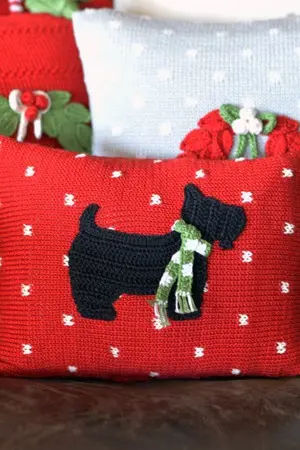 MELANGE COLLECTION Scottie Dog Mini Pillow