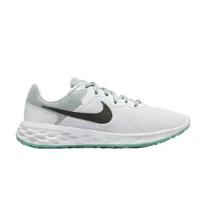 Nike Revolution Next Nature Sneakers - White