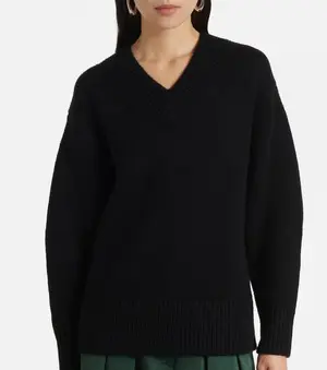 Vince Wool And Cashmere V-neck Sweater