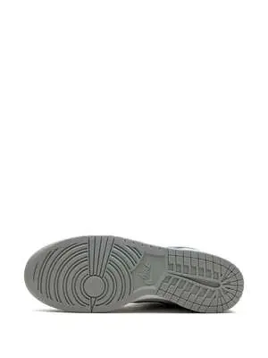 Nike Dunk Low Sneakers