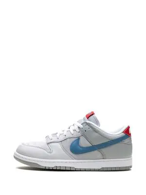 Nike Dunk Low Sneakers