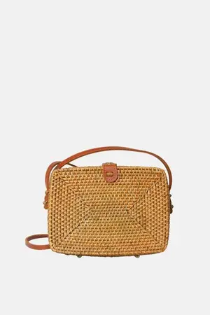JELAVU Rae Crossbody Box Bag