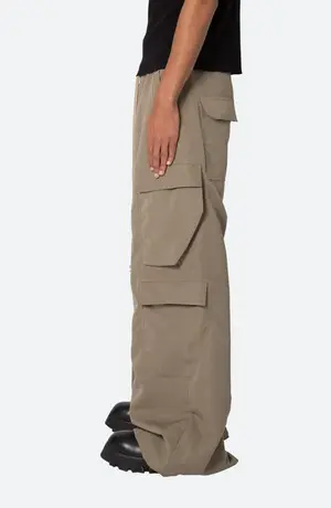 Mnml Oversize Double Cargo Pocket Pants - Olive