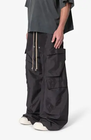 Mnml Oversized Double Cargo Pocket Pants