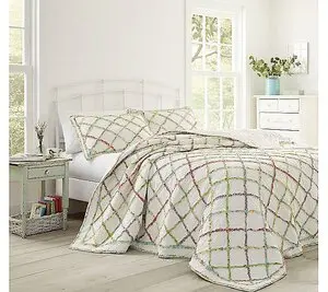 Laura Ashley Ruffle Garden Full Queen Quilt - One-color