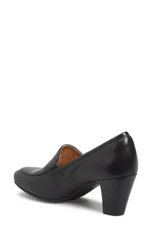 SOFFT Lucinda Water Resistant Loafer Pump - Black