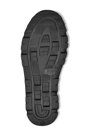 UGG Lug Waterproof Chukka Boots - Black