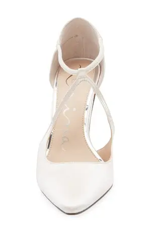Nina Netta Pointed Toe Pumps