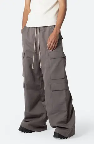 Mnml Oversized Double Cargo Pocket Pants - Brown