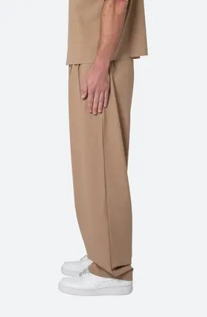 Mnml Baggy Pleated Trousers