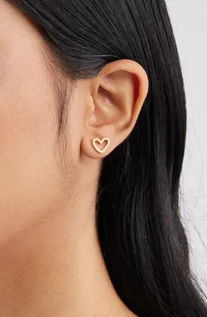 KIARA BY KI-ELE Classic Heart Stud Earrings