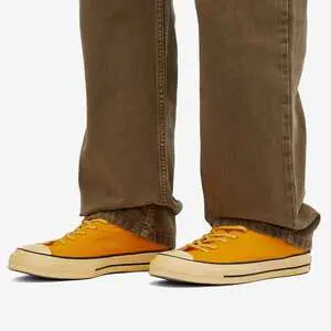 CONVERSE Chuck Taylor 1970s Ox Sneakers - Yellow/black