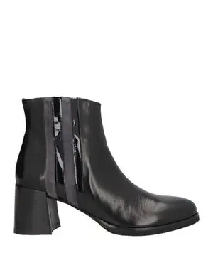 CALPIERRE Ankle Boots