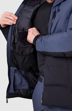 OUTDOOR RESEARCH Snowcrew 700 Fill Power Down Hooded Jacket - Atlantic/black