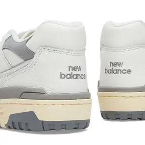 NEW BALANCE 550 Sneakers