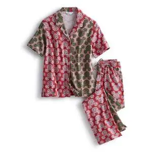 VERA BRADLEY Disney Button-down Pajama Set In Mickey Mouse Kaleidoscope Multi
