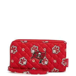 VERA BRADLEY Nfl Rfid Front Zip Wristlet In Tampa Bay Buccaneers Bandana - Multicolor