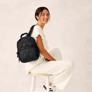 VERA BRADLEY Small Banbury Backpack - Black