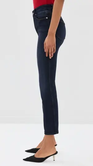 Good American Soft Tech Good Curve Straight Leg Jeans