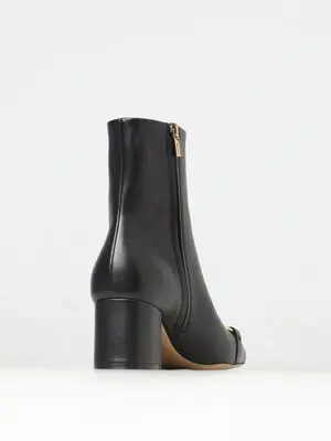 FERRAGAMO Boots