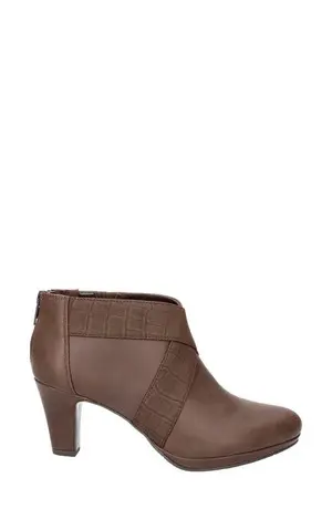 EASY WORKS BY EASY STREET Spice Bootie - Brown Matte