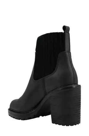 ARTISAN CRAFTED BY ZIGI Amalia Platform Chelsea Boots - Black Leather