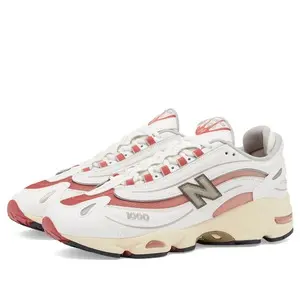 NEW BALANCE Lace-up Sneakers