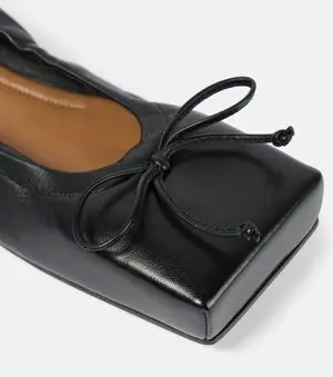 Jacquemus Leather Ballet Flats - Black
