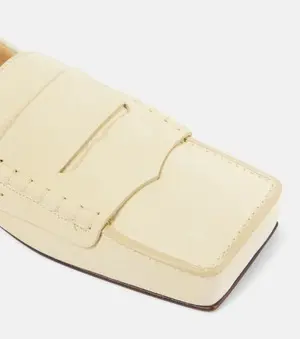Jacquemus Les Mocassins Carre Leather Loafers - White