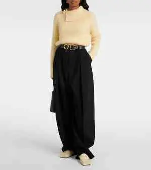 Jacquemus Les Mocassins Carre Leather Loafers - White