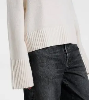 LISA YANG Fleur Cashmere Turtleneck Sweater