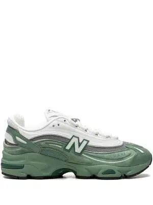 NEW BALANCE 1000 Sneakers - Green