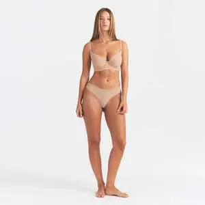 SKIMS Back Smoothing Full Coverage Bra | Medium Neutral | | Fits Everybody - Clay
