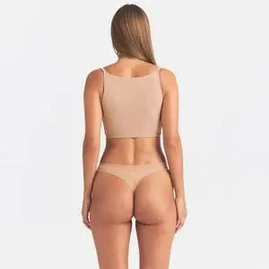 SKIMS Back Smoothing Full Coverage Bra | Light Neutral | | Fits Everybody - Clay