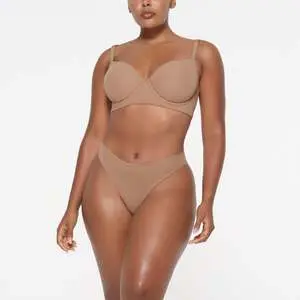 SKIMS Back Smoothing Full Coverage Bra | Medium Neutral | 38ddd | Fits Everybody Sienna