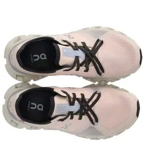 On X 3 Ad Sneakers - Pink