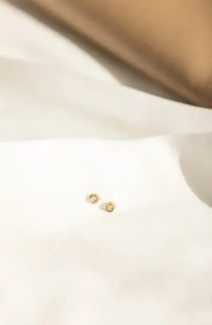 SET & STONES Knot Stud Earrings