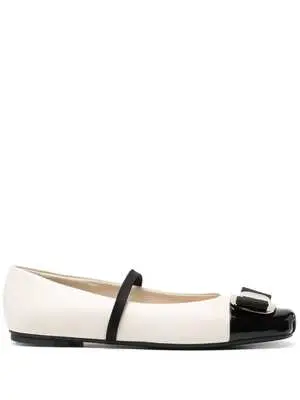 FERRAGAMO Vara Bow Ballerina Flats - Neutrals