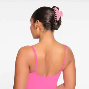 SKIMS Claw Clip Baby Pink