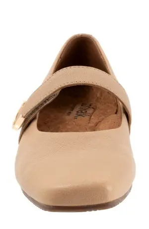 Softwalk Valdivia Mary Jane Flat - Beige