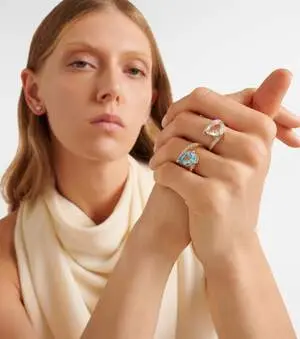 Mateo Slanted Gold Ring - Yellow