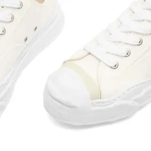 Mihara Yasuhiro Peterson Lowcut Sneakers - White