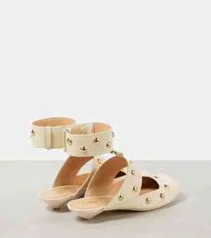 Chloé Jade Studded Leather Sandals - White